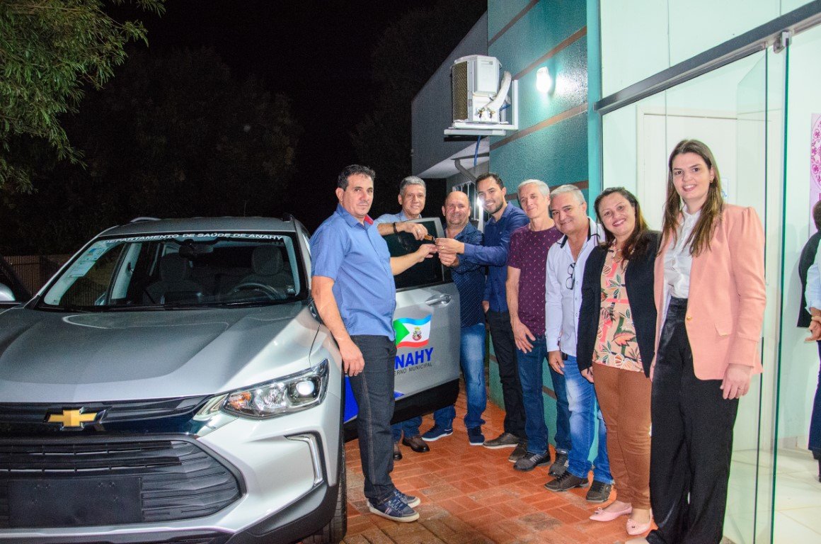Com recursos próprios Prefeitura de Anahy adquire novo veículo para ...